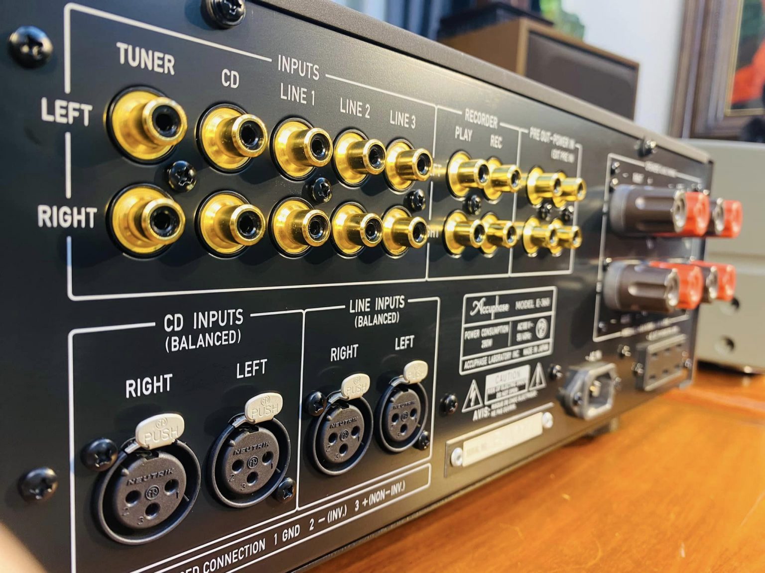 ACCUPHASE E-360 đẹp như mới - Thanh Hà Audio